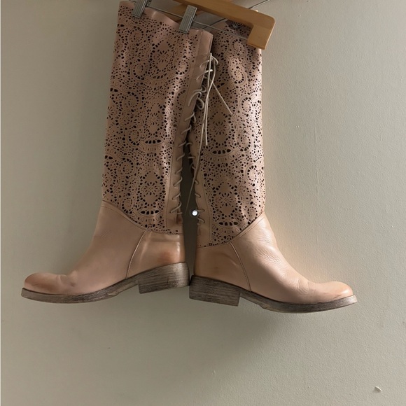 Sundance | Shoes | Sundance Lucera Elegant Tanblush Kneehigh Boots ...